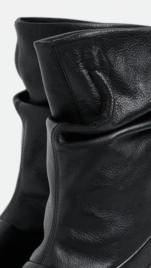 Dr. Martens Kasey Pull On Boots