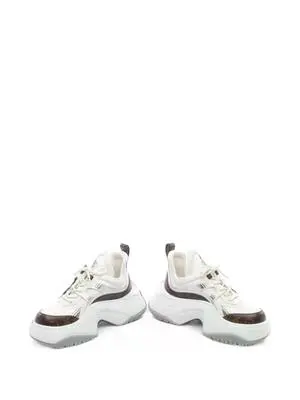LOUIS VUITTON 2023 Arclight 2.0 Line Monogram Sneakers
