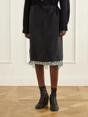 Studio Nicholson Alder Lace-trimmed Lyocell-twill Knee Skirt