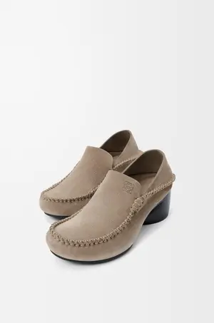 Loewe Oval Loafer In Suede Calfskin - Hazelnut