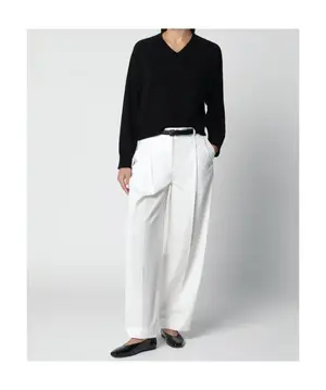 Loulou De Saison Cashmere V-neck Sweater