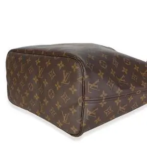 LOUIS VUITTON Monogram Canvas Neverfull Mm