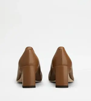 TOD'S Pumps In Leather