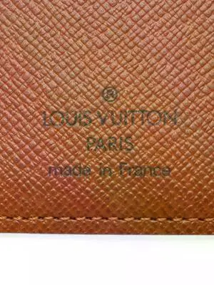 LOUIS VUITTON 2005 Monogram Bi-fold Wallet