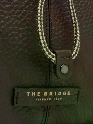 THE BRIDGE Grained Leather Backpack