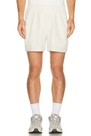 Lululemon Pace Breaker Short 5" Light Ivory