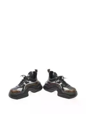 LOUIS VUITTON 2023 Archlight 2.0 Line Monogram Sneakers
