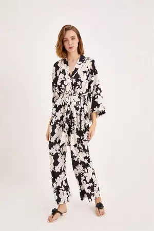 AYJE Albeon Short Robe