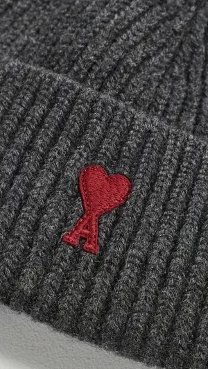AMI Paris Quota De Coeur Beanie