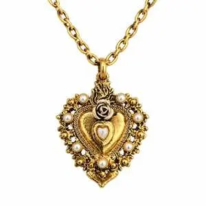 VSTYLE Petite Sacred Heart Pearl Necklace