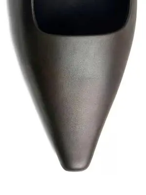 12 STOREEZ Pointed-toe Pumps
