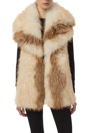 APPARIS Mia Faux Fur Collar