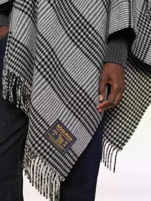 Woolrich Check Fringed Cape