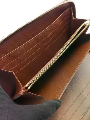 LOUIS VUITTON 2019 Monogram Zippy Wallet Long Wallets
