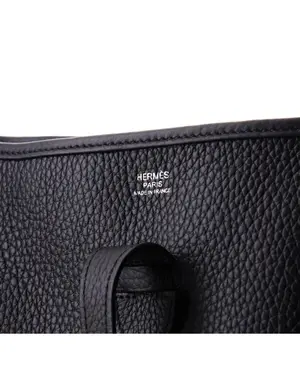 Hermès Pm Evelyne Bag Gen Iii Clemence - Black