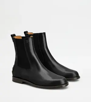 TOD'S Studded Chelsea Boots
