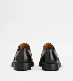TOD'S Lace-ups In Leather - Black