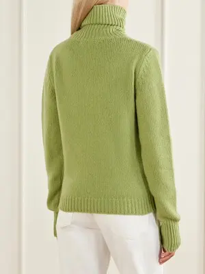 Giuliva Heritage The Tina Cashmere Turtleneck Sweater