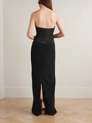 Carolina Herrera Elegant Gown