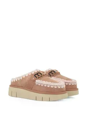 Mou Bounce Crochet-trim Clogs