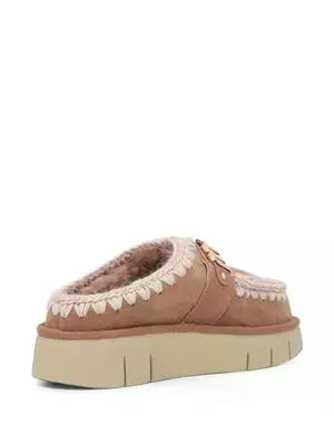 Mou Bounce Crochet-trim Clogs