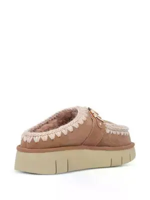 Mou Bounce Crochet-trim Clogs