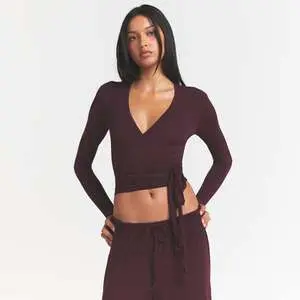 SKIMS Cloud Sleep Wrap Top | Red