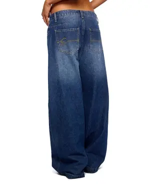 EDIKTED Nichol Low Rise Baggy Jeans - Medium-blue-washed