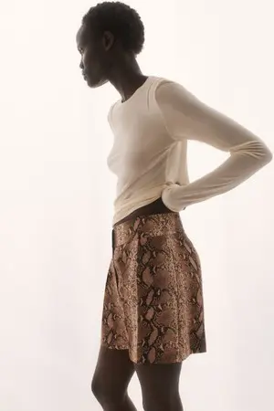 H&M Patterned Dressy Shorts