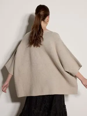 APRICOT Side Fluffy Flower Cape Jumper