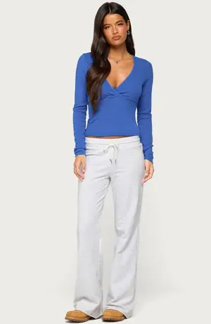 EDIKTED Doron V-neck Stretch Cotton Blend Top
