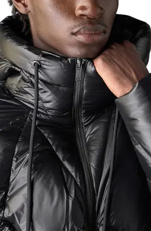 Moose Knuckles Iceberg Quilt Down Puffer Jacket