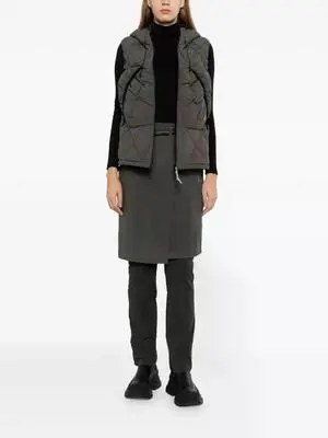 ROA Nuna 800 Fill Power Pinstriped Down Vest