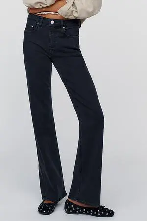 DL1961 Bella Mid-rise Slim Bootcut Jeans