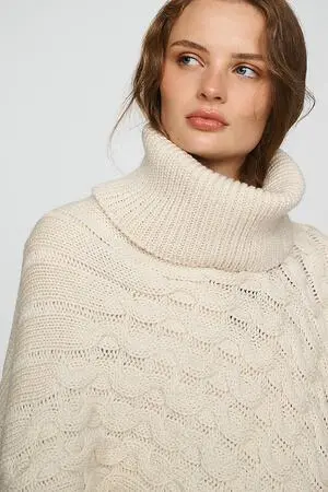 MANDINGA Nahuel 100% Mero Wool Poncho
