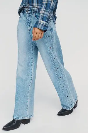 PILCRO Esme Mid Rise Wide Leg Grommet Jeans