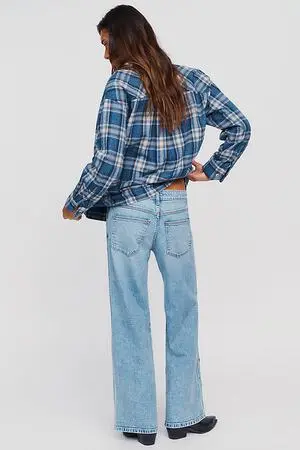 PILCRO Esme Mid Rise Wide Leg Grommet Jeans