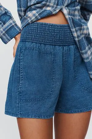 PILCRO Reese 100% Cotton Smocked Pull-on Shorts - Medium Denim