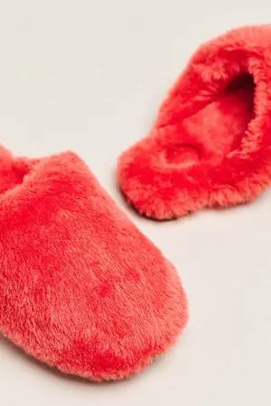Maeve Faux Fur Slippers - Medium Pink