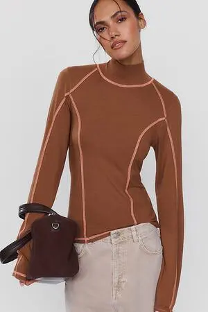 PILCRO Seamed Turtleneck Top Camel