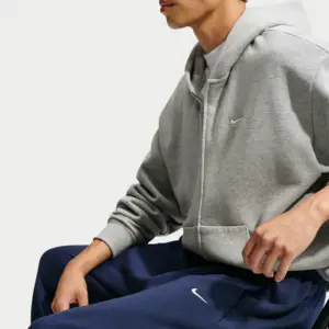 Nike Solo Fleece Cuffed Pants