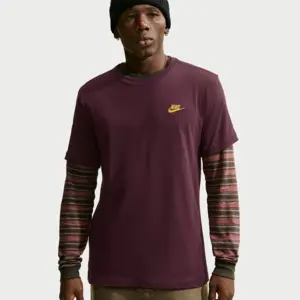 Nike Sportswear Club T-shirt - Red