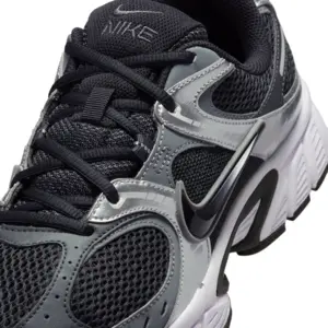 Nike V5 Rnr Shoes