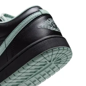 JORDAN Air 1 Low Shoes