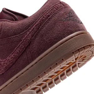JORDAN Air 1 Low Se Shoes - Red