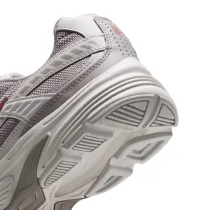 Nike Initiator Shoes