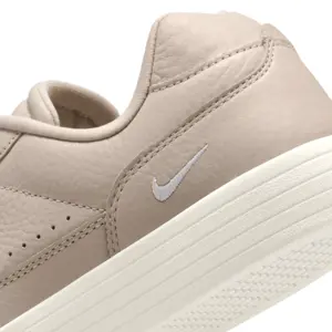 Nike Tennis Centre Shoes