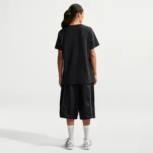 Nike Sportswear Classic Oversized T-shirt