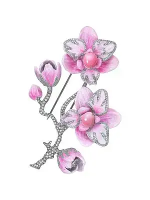 SABOO FINE JEWELS Conch-pearl And Diamond Flower Brooch