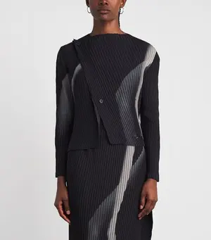 Issey Miyake Hands Of Lover Pleats Cardigan - Black
